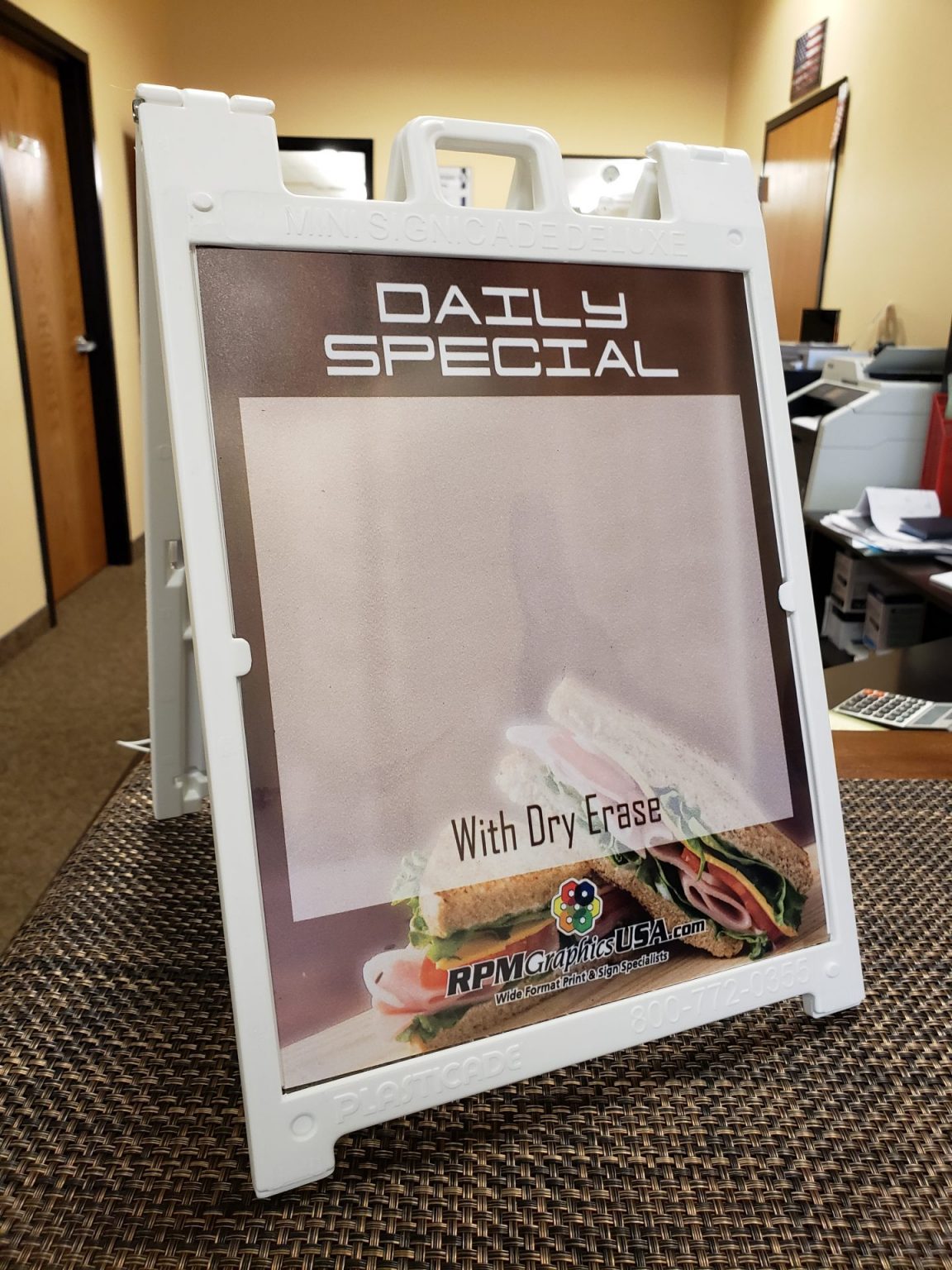 Changeable Sandwich Boards of all sizes! - RPM Graphics
