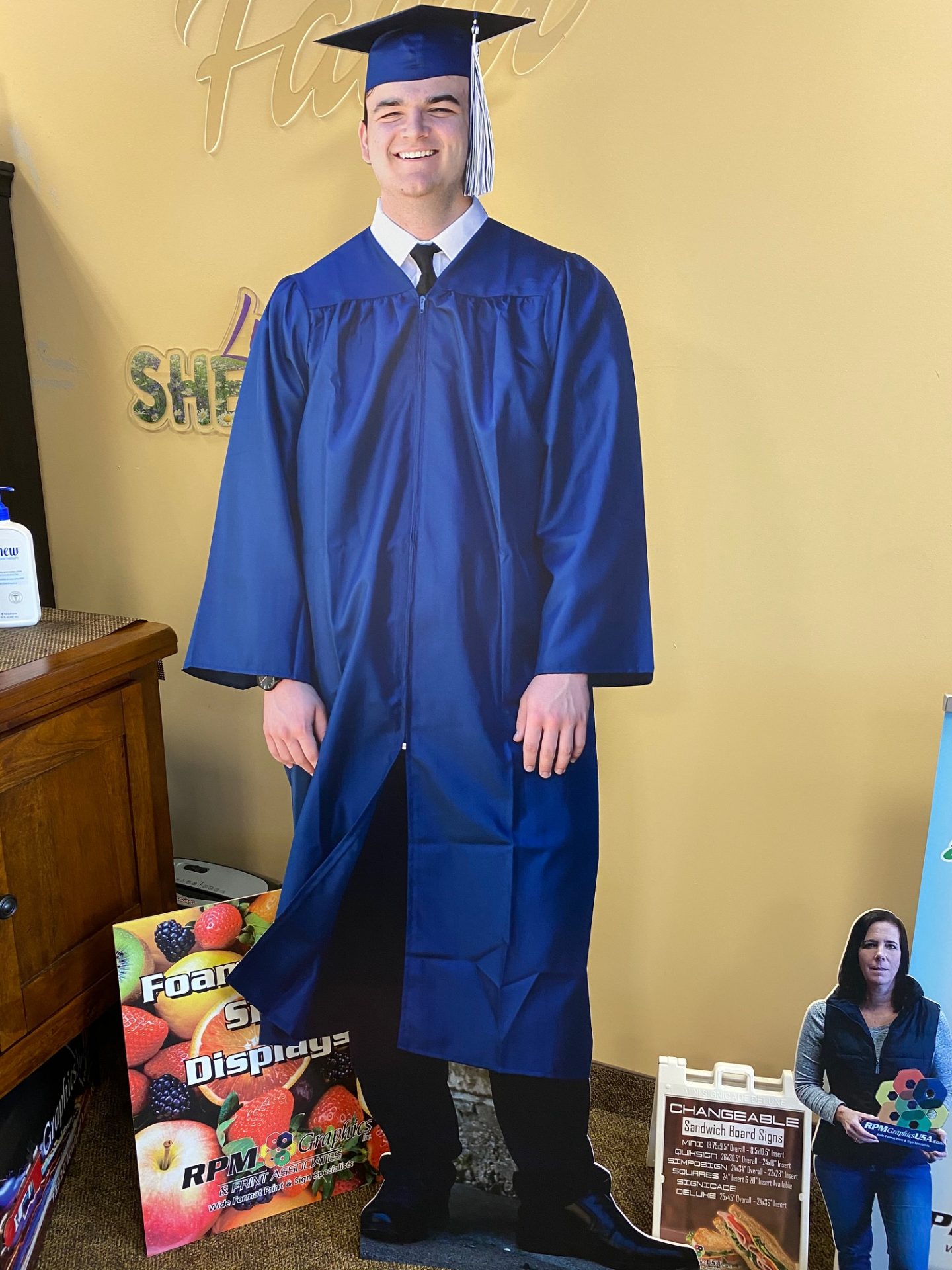 Graduation full size cut outs with easels - RPM